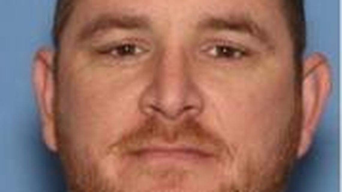 Kennewick man accused of insurance fraud then skips court | Tri-City Herald