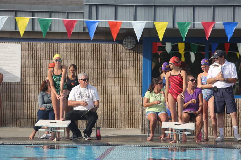 Kennewick swim coaches back combo pool-city hall rebuild | Tri-City Herald