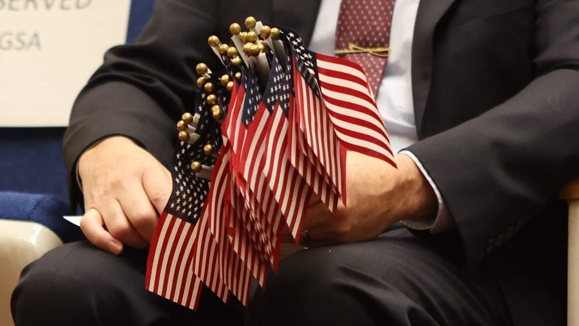 26 new U.S. citizens sworn in at Richland, WA federal courthouse | Tri ...
