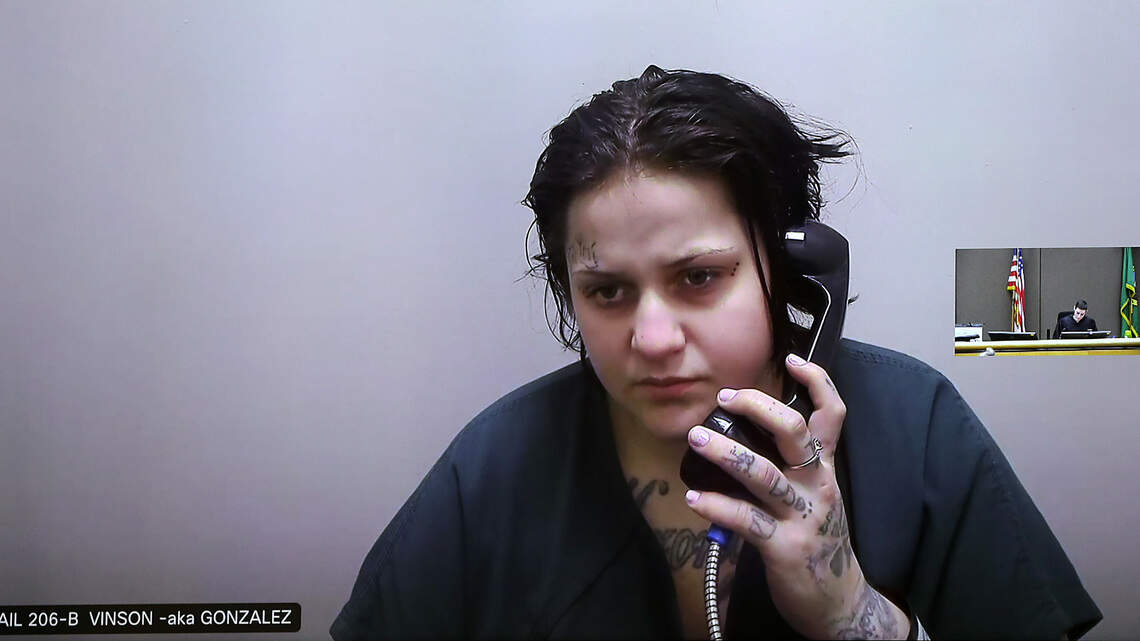 Woman pleads guilty to killing a Kennewick friend during an argument ...