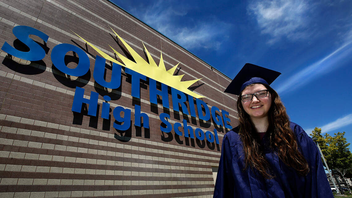 Kennewick, WA grad fought anxiety to make social transformation | Tri ...