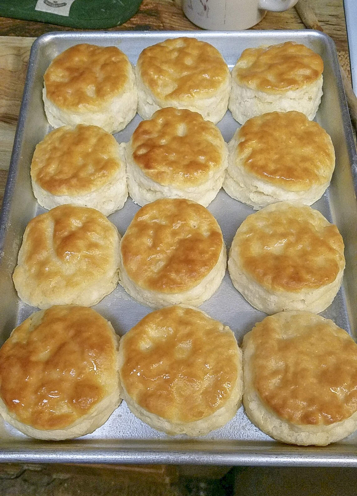Kennewick food truck brings cathead biscuits to Tri-Cities | Tri-City ...
