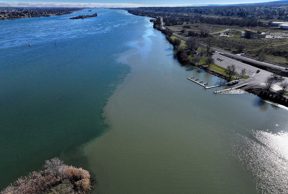 Bateman Island causeway removal opens channel to boats | Tri-City Herald