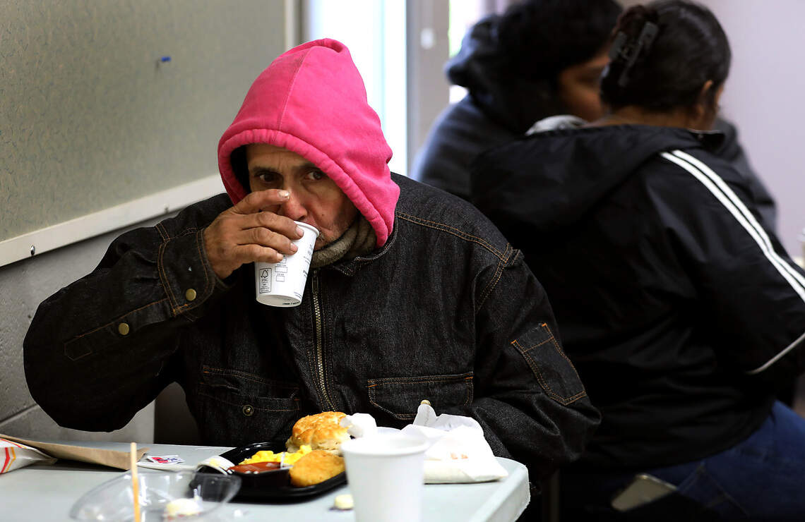 Homeroom Connect at Pasco library helps Tri-Cities homeless | Tri-City ...